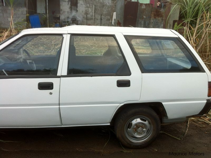 Used Mitsubishi dual purpose | 1989 dual purpose for sale | Creve Coeur ...