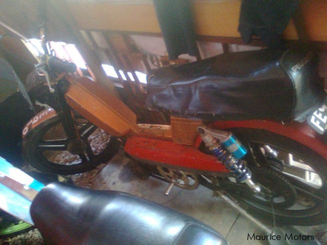 Used Peugeot P50 | 1990 P50 for sale | socail welfare lane le hochet ...