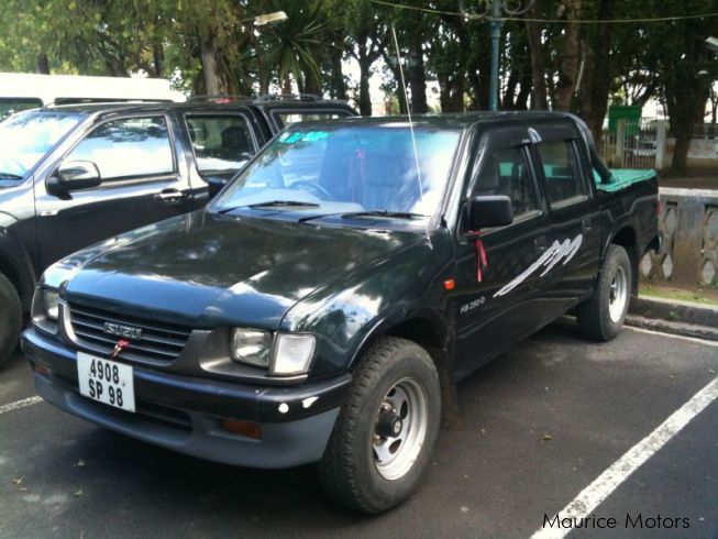 Used Isuzu KB 250 | 1998 KB 250 for sale | Royal Road CampFouquereaux ...