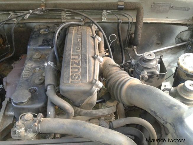 Used Isuzu kb 250 | 1998 kb 250 for sale | quatre bornes Isuzu kb 250 ...