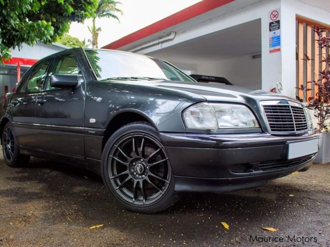 Used Mercedes-Benz C180 | 1998 C180 for sale | Rose Hill Mercedes-Benz ...