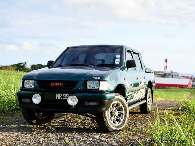 Used Isuzu KB 250 Le | 1999 KB 250 Le for sale | L’Escalier Isuzu KB ...