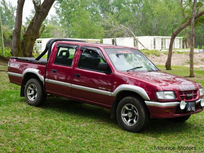 Used Isuzu KB280 DT LX | 1999 KB280 DT LX for sale | lescalier Isuzu ...