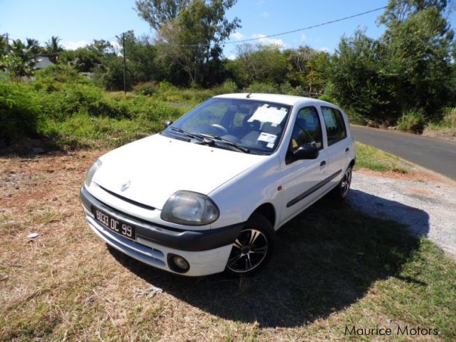 Used Renault Clio | 1999 Clio for sale | flic en flac Renault Clio ...