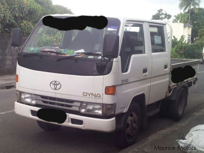 Used Toyota Dyna 200 | 1999 Dyna 200 for sale | Quartier Militaire ...