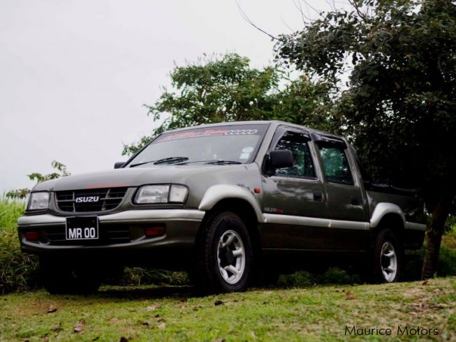 Used Isuzu KB 280 Turbo | 2000 KB 280 Turbo for sale | LEscalier Isuzu ...