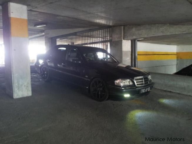 Used Mercedes-Benz C200 | 2000 C200 for sale | Solferino no 2 Mercedes ...
