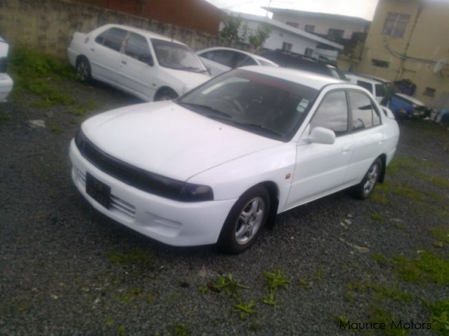 Used Mitsubishi lancer | 2000 lancer for sale | castel Mitsubishi ...