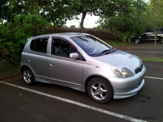 Used Toyota Vitz | 2000 Vitz for sale | 21 Avenue Dunant Quatre Bornes ...