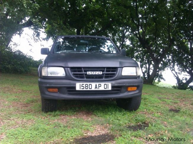 Used Isuzu kb 280 turbo | 2001 kb 280 turbo for sale | curepipe Isuzu ...