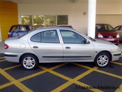 Used Renault megane classic | 2003 megane classic for sale | rose-hill ...