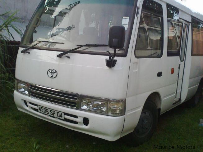 Used FAW copy of toyota coaster | 2004 copy of toyota coaster for sale ...