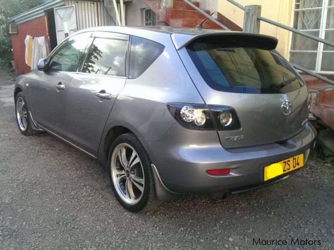 Used Mazda Axela Japan | 2004 Axela Japan for sale | Vacoas Mazda Axela ...