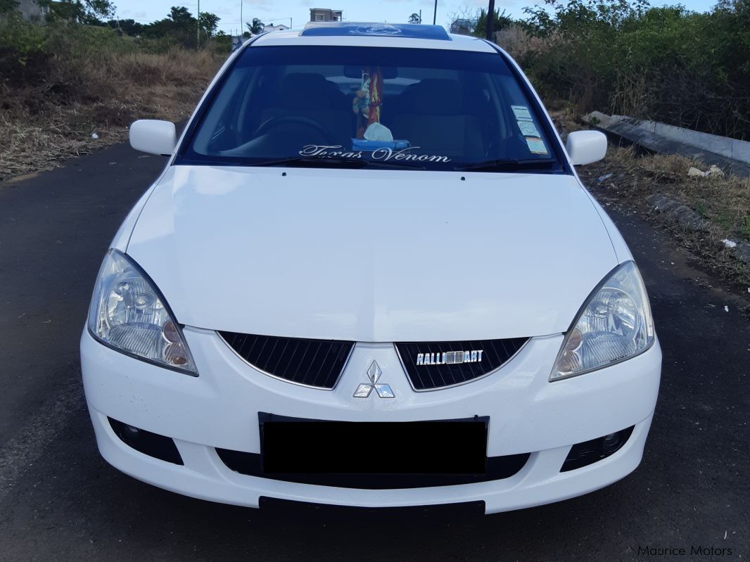 Used Mitsubishi lancer glx | 2004 lancer glx for sale | Nouvelle France ...