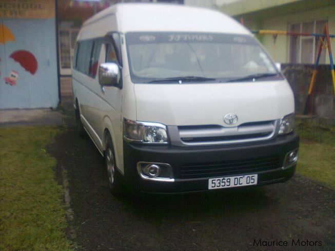 Used Toyota hiace | 2005 hiace for sale | ROYAL ROAD MONT-IDA Toyota ...