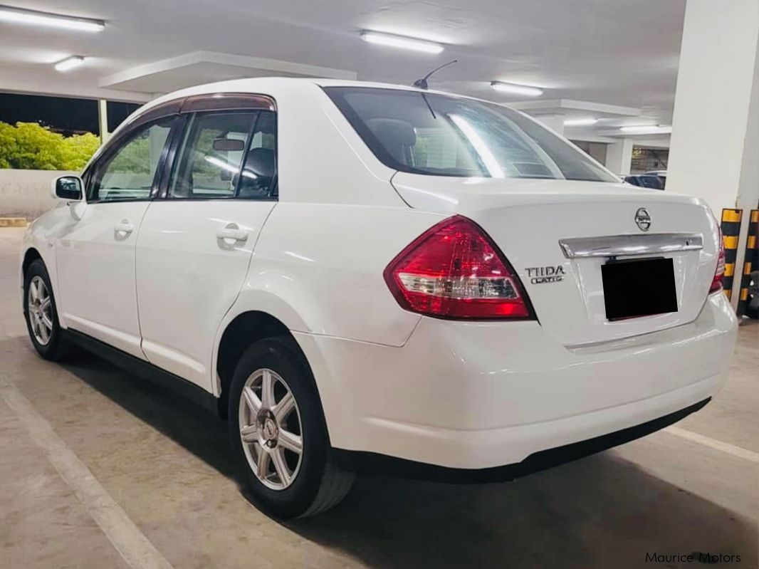 Used Nissan Tida | 2006 Tida for sale | Trois Boutiques Nissan Tida ...