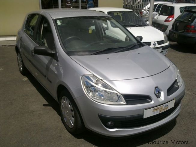 Used Renault Clio | 2006 Clio for sale | Phoenix Renault Clio sales ...