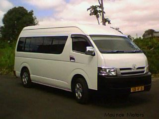 Used Toyota minibus | 2006 minibus for sale | cadere road belvedere ...