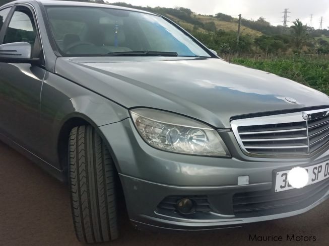 Used Mercedes-Benz c180 | 2009 c180 for sale | Brisee Verdiere Mercedes-Benz c180 sales ...