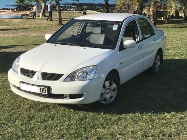 Used Mitsubishi lancer glx | 2009 lancer glx for sale | Beau-Bassin ...
