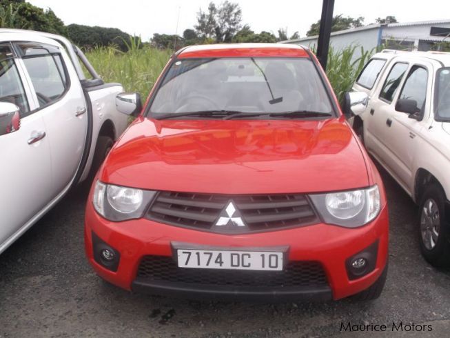 Used Mitsubishi L200 - RED | 2010 L200 - RED for sale | Phoenix ...