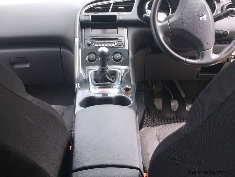 Used Peugeot 3009 | 2010 3009 for sale | Coromandel Peugeot 3009 sales ...