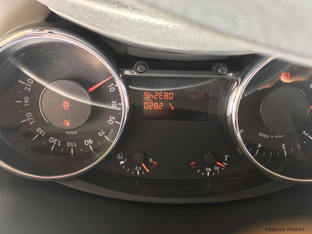 Used Peugeot 3009 | 2010 3009 for sale | Coromandel Peugeot 3009 sales ...