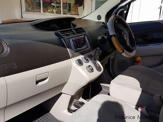 Used Toyota Passo Sette 7 Seater | 2010 Passo Sette 7 Seater for sale ...