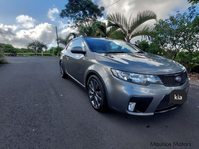 Used Kia cerato koup | 2011 cerato koup for sale | Nouvelle France Kia ...
