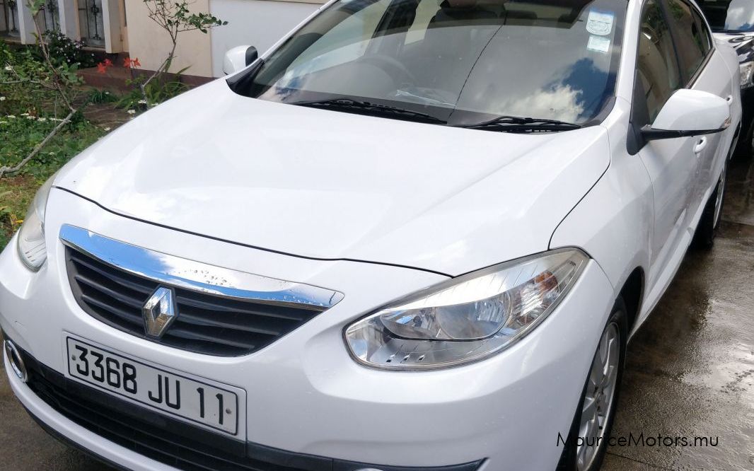 Used Renault Fluence | 2011 Fluence for sale | Quatre Bornes Renault ...