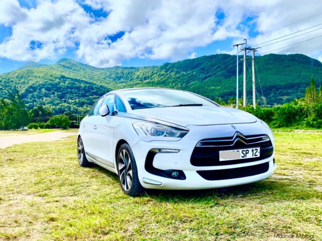 Used Citroen DS 5 // 1598 CC | 2012 DS 5 // 1598 CC for sale | Triolet ...