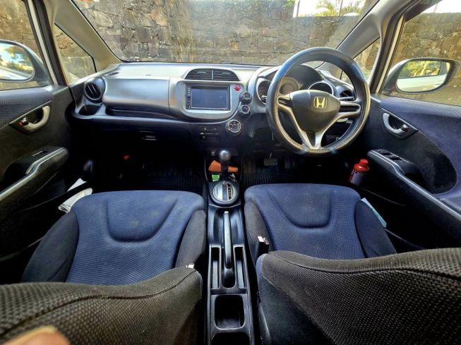 Used Honda Fit | 2012 Fit for sale | Beau Bassin Honda Fit sales | Honda Fit Price Rs 385,000 ...