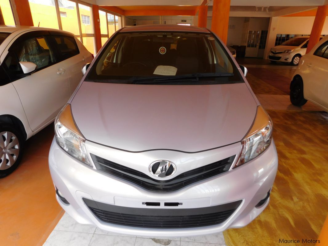 Used Toyota VITZ - LIGHT PURPLE - SMILE EDITION | 2013 VITZ - LIGHT ...