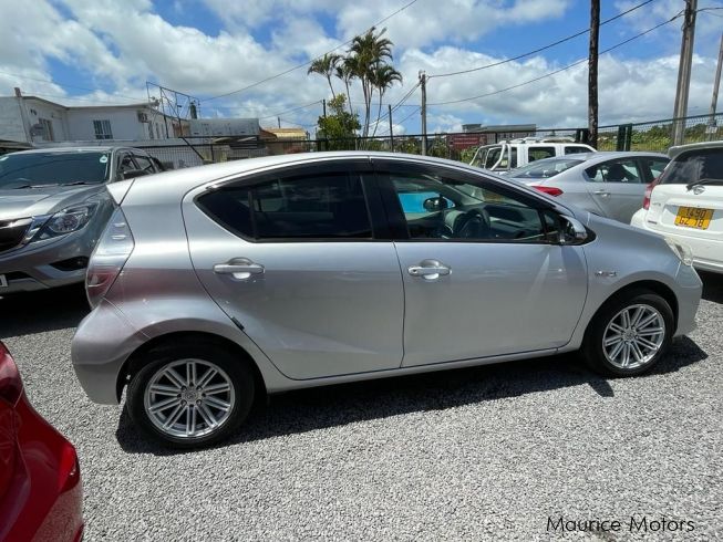Used Toyota aqua | 2013 aqua for sale | Camp Fouquereaux Toyota aqua ...
