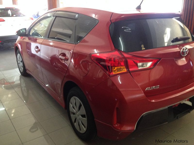 Used Toyota AURIS - RED MET | 2014 AURIS - RED MET for sale | Port ...