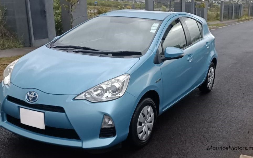 Used Toyota Aqua Hybrid | 2014 Aqua Hybrid for sale | Port Louis Toyota ...