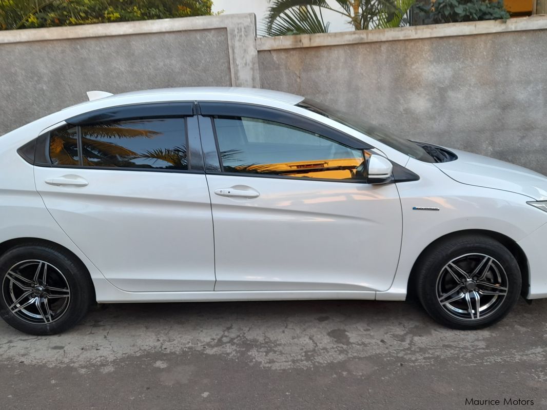 Used Honda Grace Sedan 1500cc | 2015 Grace Sedan 1500cc for sale | Port ...