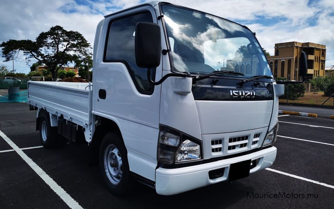Used Isuzu NHR | 2015 NHR for sale | Morcellemont Saint Andre Isuzu NHR ...