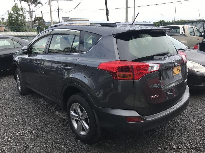 Used Toyota RAV4 - GREY | 2015 RAV4 - GREY for sale | Camp Fouquereaux ...