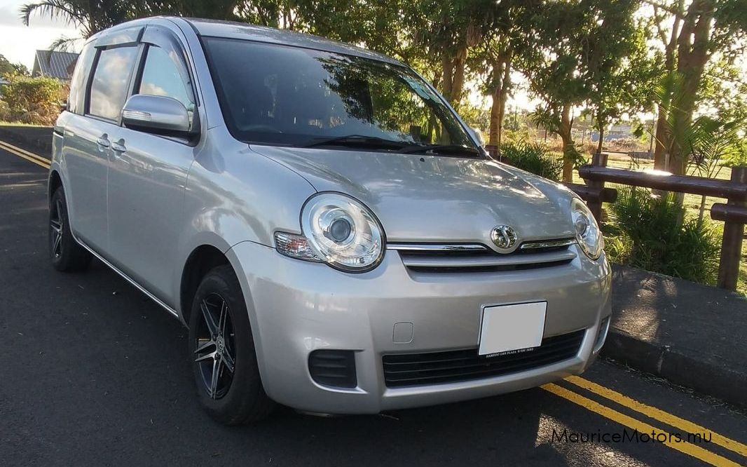 Used Toyota Sienta | 2015 Sienta for sale | Rose Belle Toyota Sienta ...