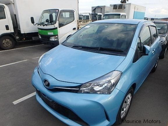 Used Toyota Vitz Smart Style 1320 CC | 2015 Vitz Smart Style 1320 CC ...