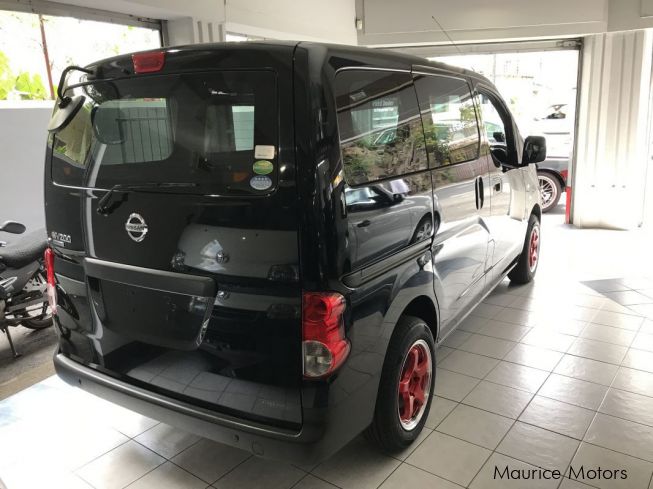 Used Nissan NV200 - BLACK | 2016 NV200 - BLACK for sale | Rose Hill Nissan NV200 - BLACK sales ...