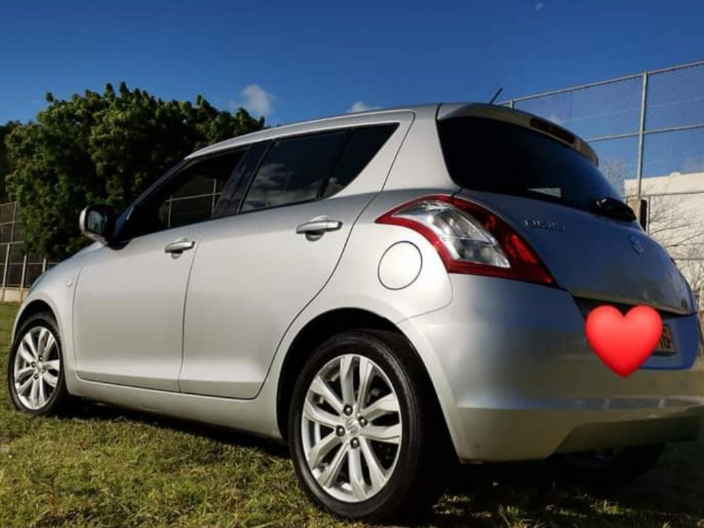 Used Suzuki Swift JAPAN | 2016 Swift JAPAN for sale | Triolet Suzuki ...