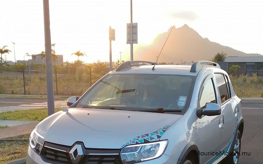 Used Renault Sandero Stepway | 2018 Sandero Stepway for sale | Port ...