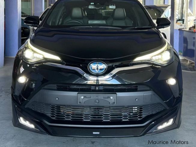 Used Toyota C-HR G Nero Hybrid | 2022 C-HR G Nero Hybrid for sale | Vacoas Toyota C-HR G Nero ...