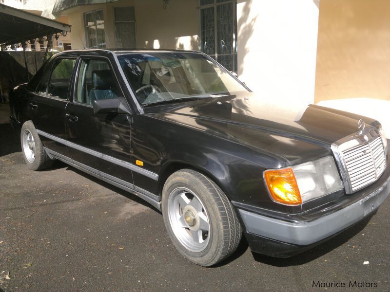 Used Mercedes-Benz 230E | 1987 230E for sale | Vacoas Mercedes-Benz ...