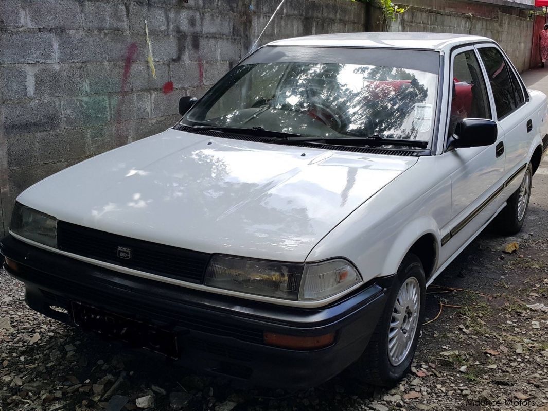 Used Toyota Corolla EE90 | 1989 Corolla EE90 for sale | Quatre Bornes ...