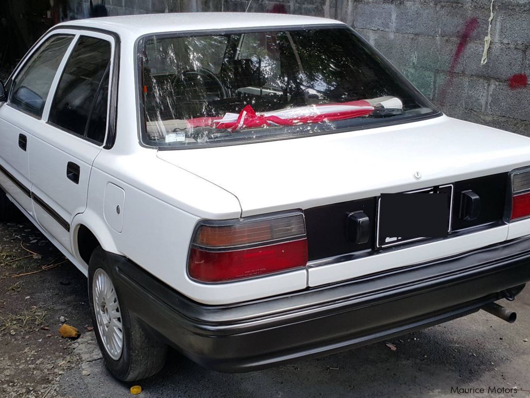 Used Toyota Corolla EE90 | 1989 Corolla EE90 for sale | Quatre Bornes ...