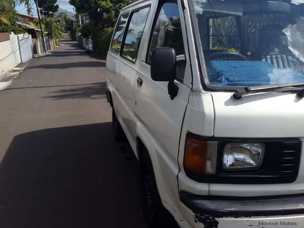 Used Toyota Lite ace | 1989 Lite ace for sale | Vacoas Toyota Lite ace ...