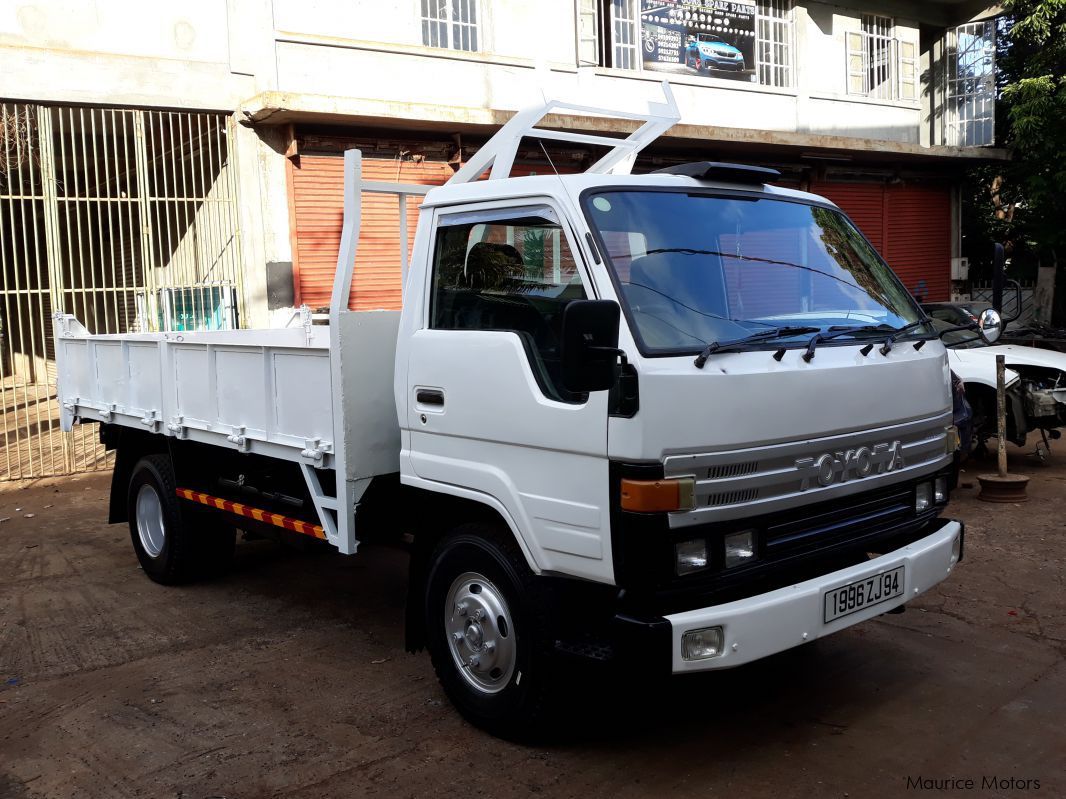 Used Toyota Dyna | 1994 Dyna for sale | Terre Rouge Toyota Dyna sales ...